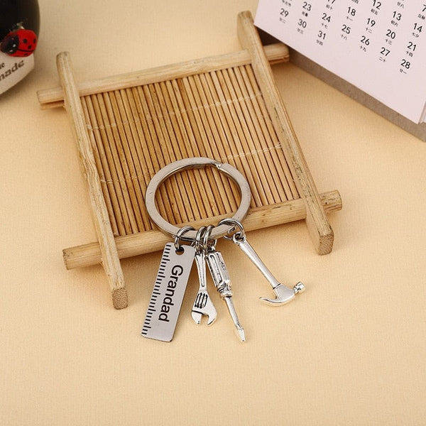 Fashion Dad Letters Keychains - Geckocustom.com
